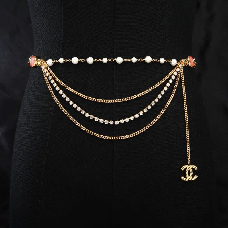 Top match Chanel Necklaces
