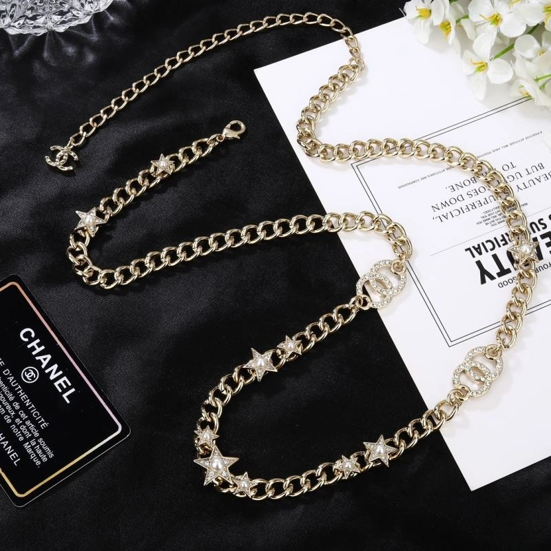 Top match Chanel Necklaces