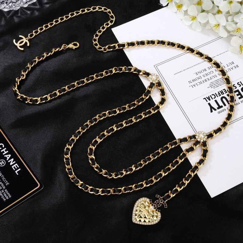 Bargain Chanel Necklaces