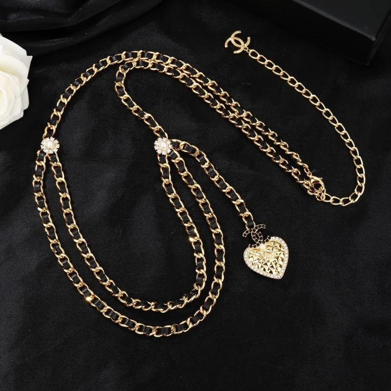 Bargain Chanel Necklaces