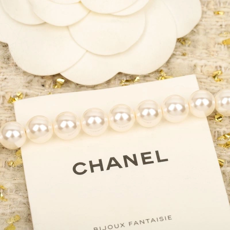 Bargain Chanel Necklaces
