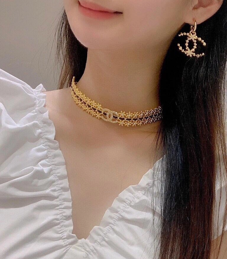 Accurate model Chanel Necklaces