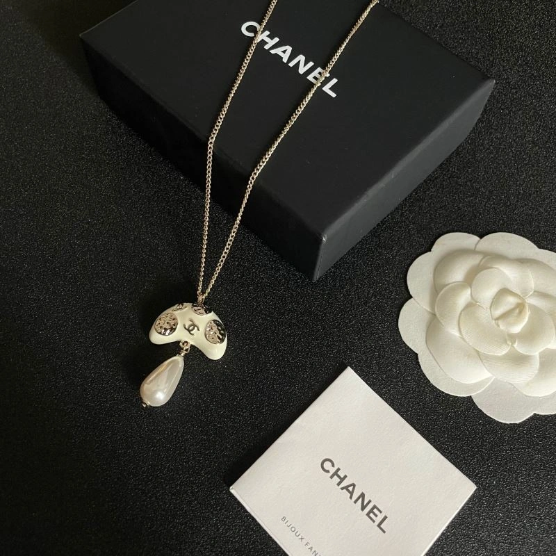 Perfect replica Chanel Necklaces