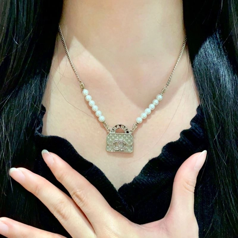 Inexpensive Chanel Necklaces
