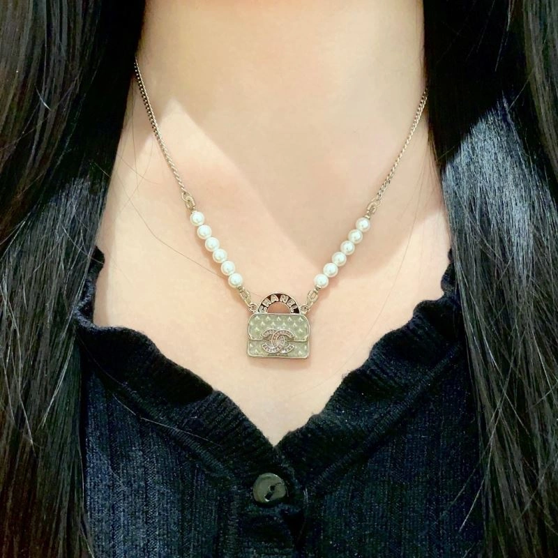 Inexpensive Chanel Necklaces