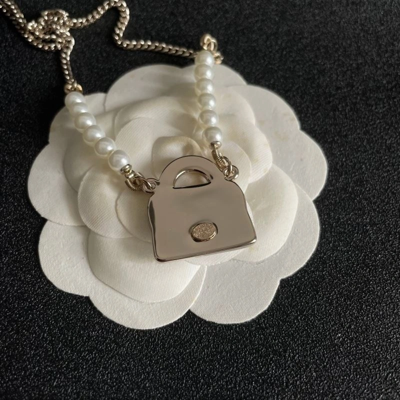 Inexpensive Chanel Necklaces