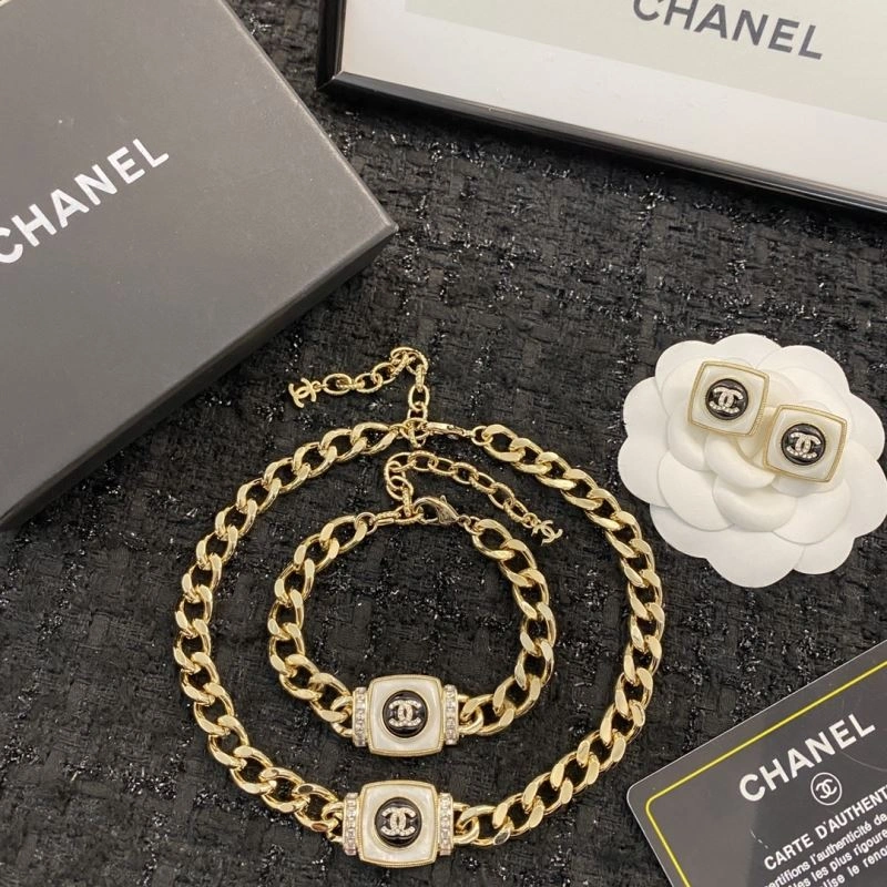 High accuracy Chanel Necklaces