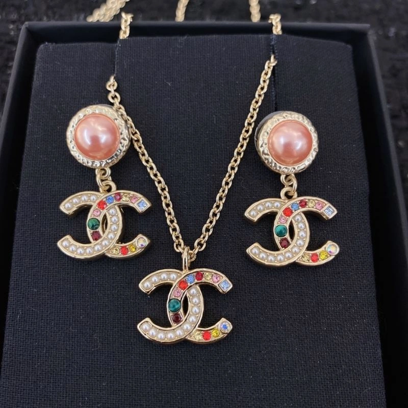 Exact replica Chanel Necklaces