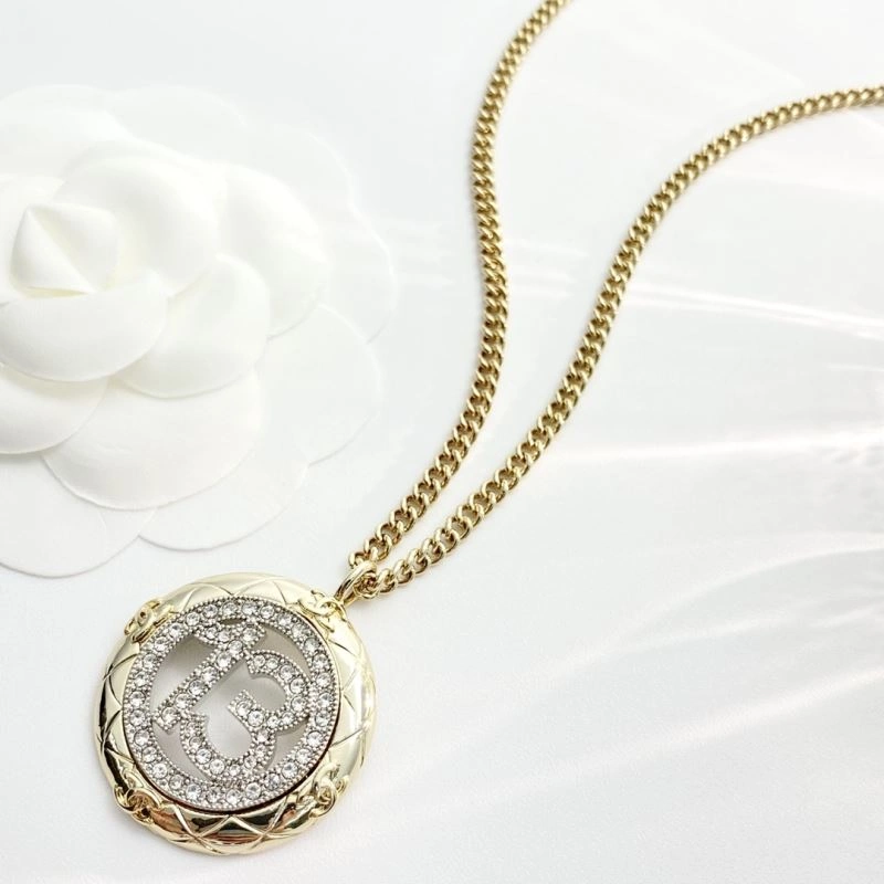 Low-cost Chanel Necklaces