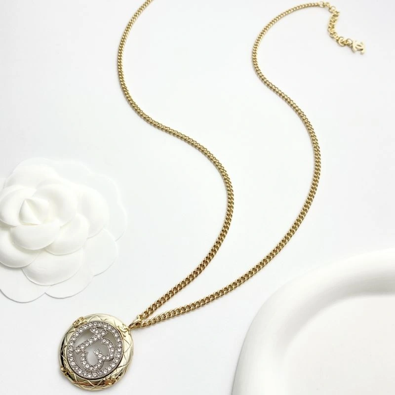Low-cost Chanel Necklaces