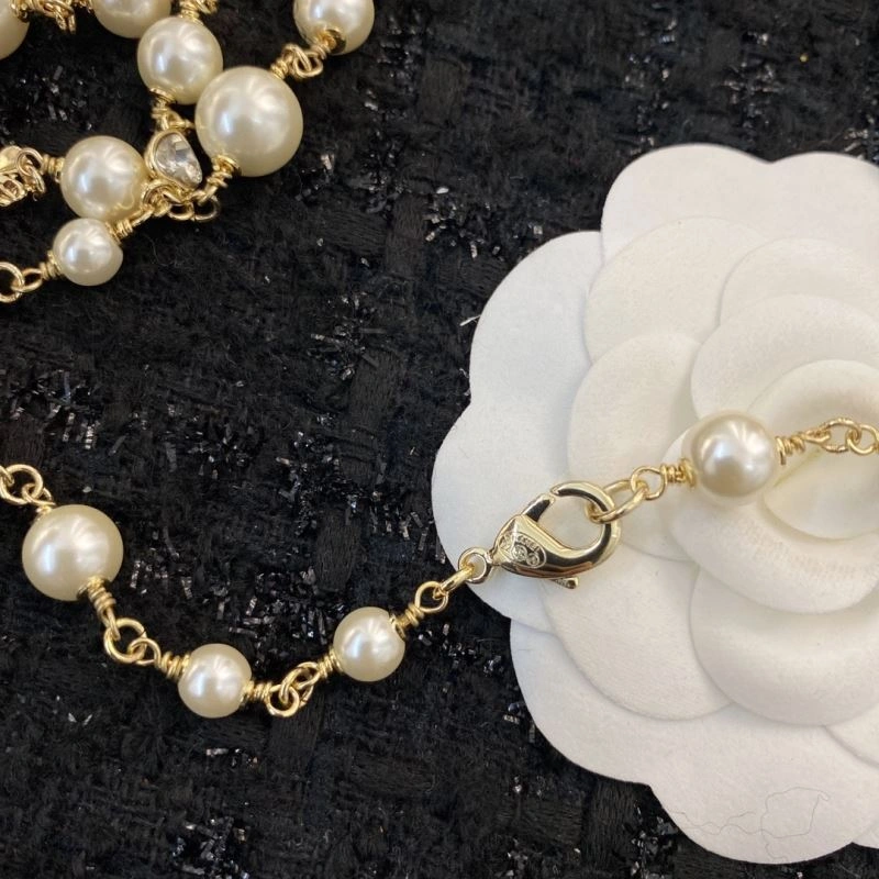 Cut-rate Chanel Necklaces