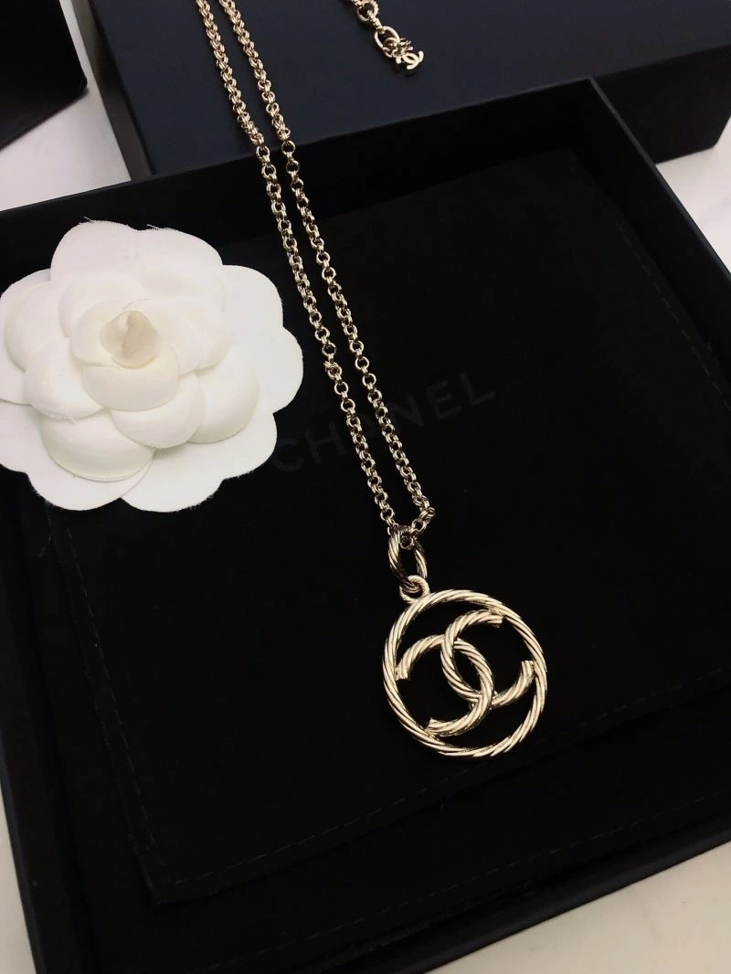 Inexpensive Chanel Necklaces