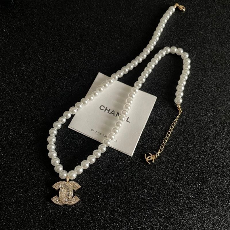 Top match Chanel Necklaces