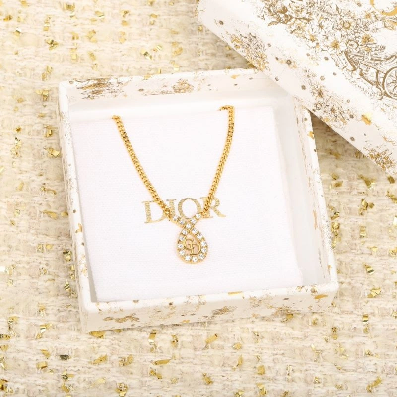 Exact replica Chanel Necklaces