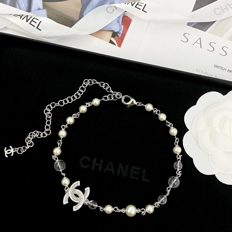 Top mirror Chanel Necklaces