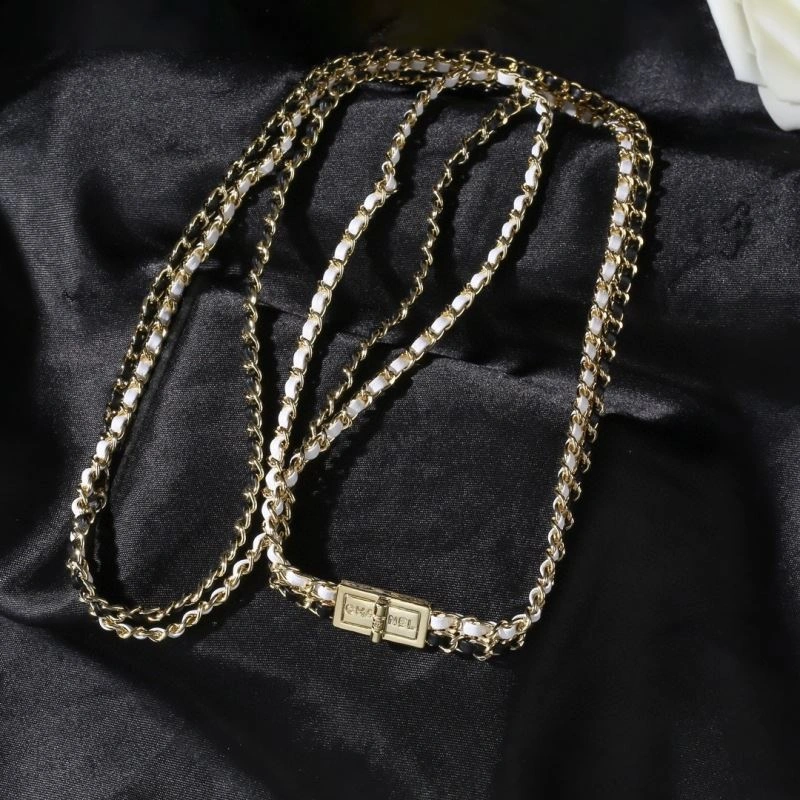 Bargain Chanel Necklaces