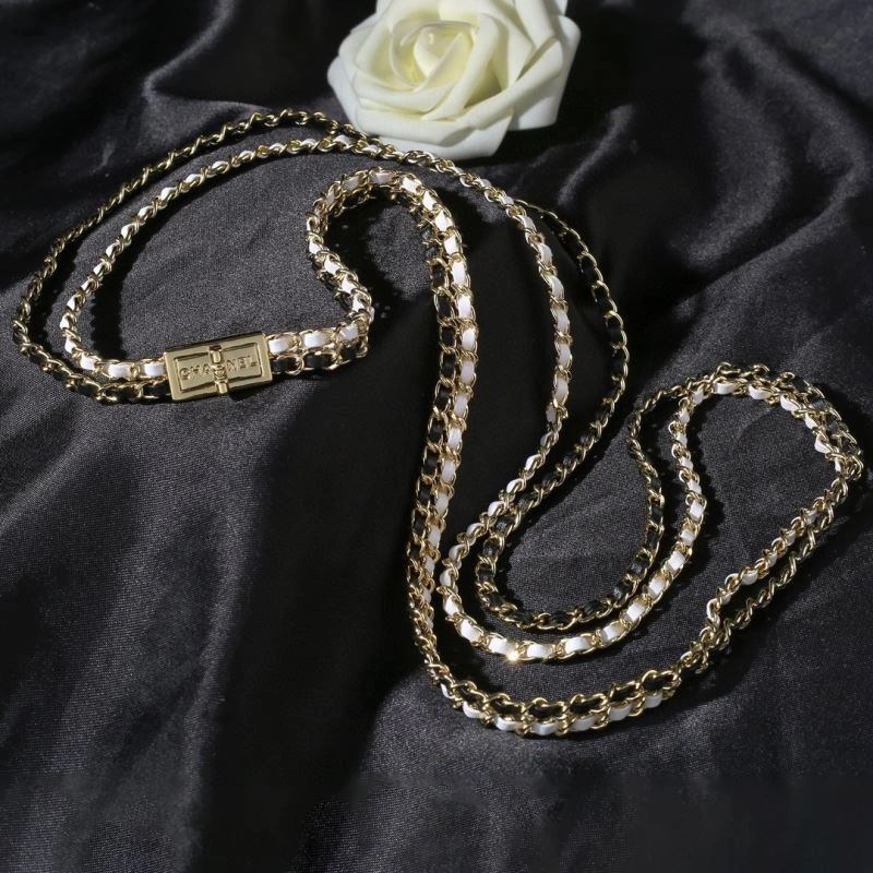 Bargain Chanel Necklaces