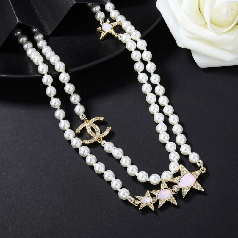 Bargain Chanel Necklaces