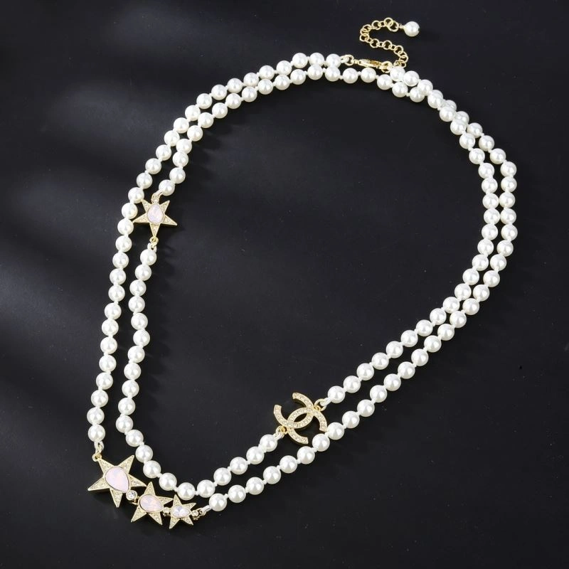 Bargain Chanel Necklaces