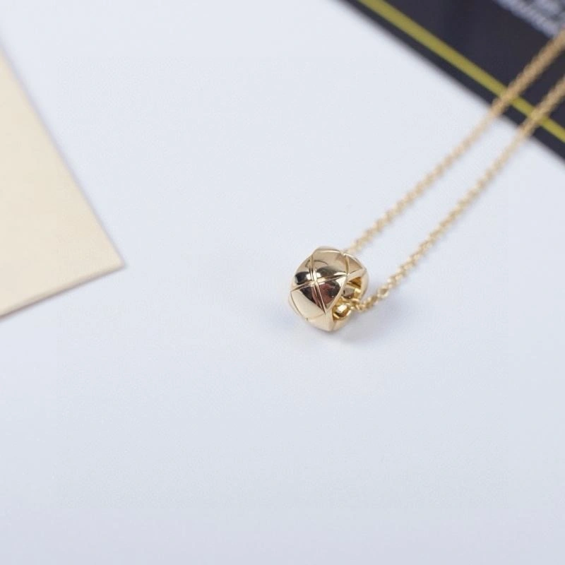 Low-cost Chanel Necklaces