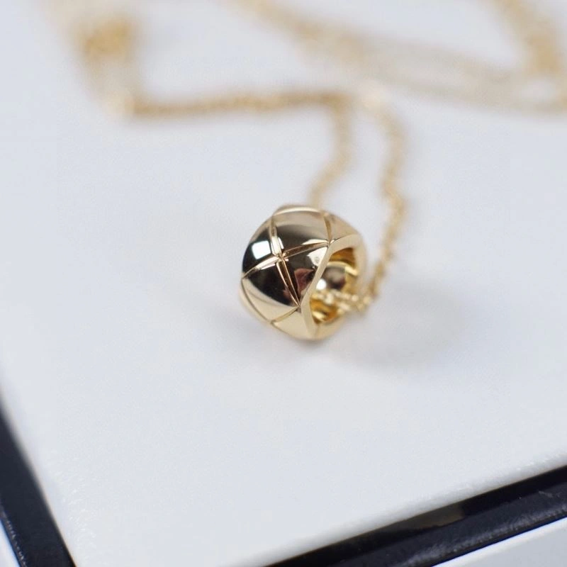 Low-cost Chanel Necklaces