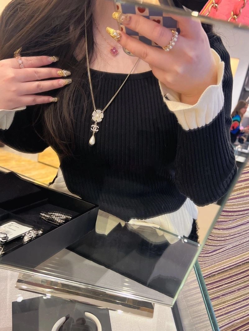 Discounted Chanel Necklaces