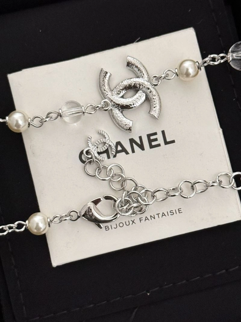 Top mirror Chanel Necklaces