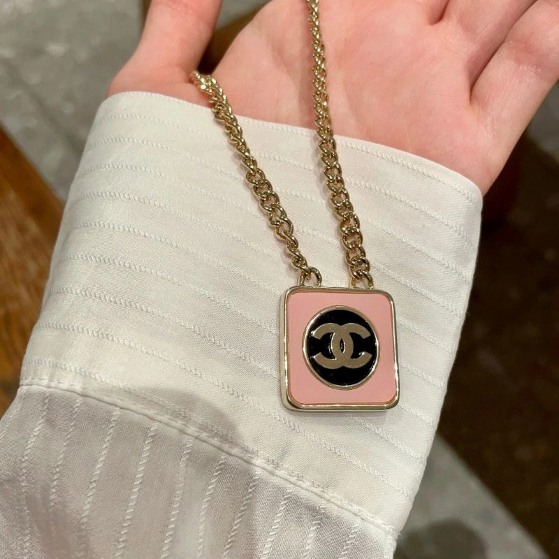 Precise copy Chanel Necklaces