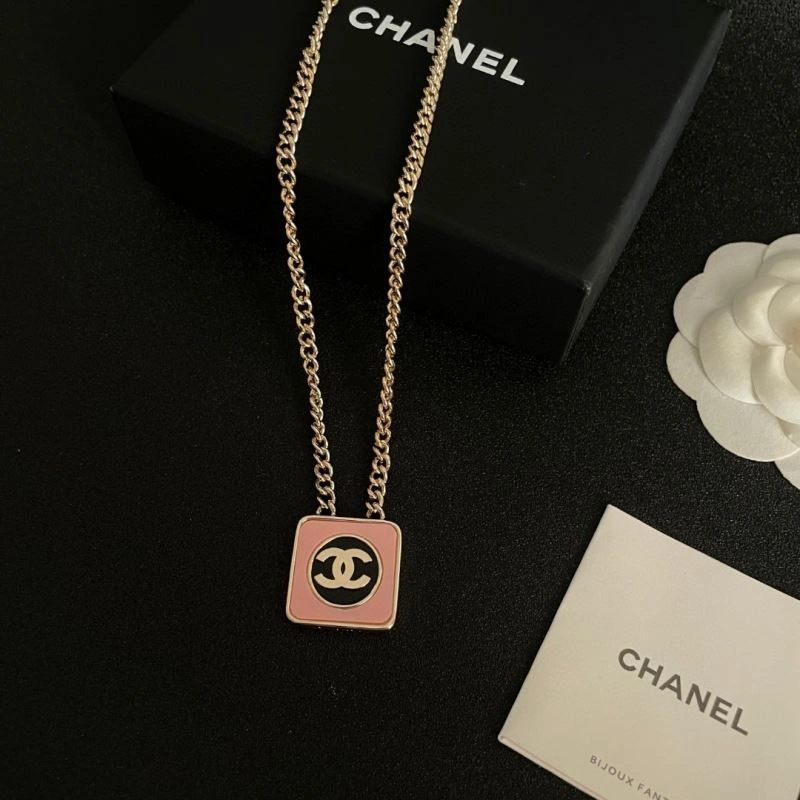 Precise copy Chanel Necklaces