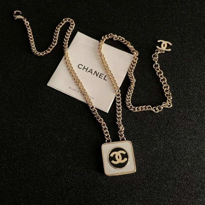 Value-priced Chanel Necklaces