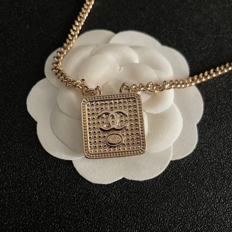 Value-priced Chanel Necklaces