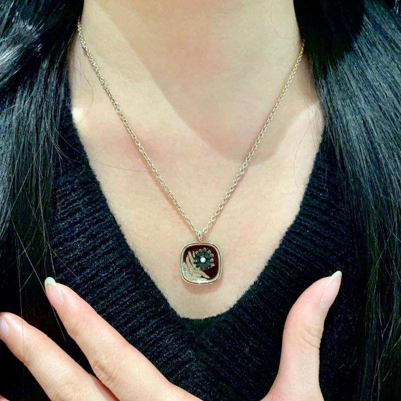 Official Chanel Necklaces