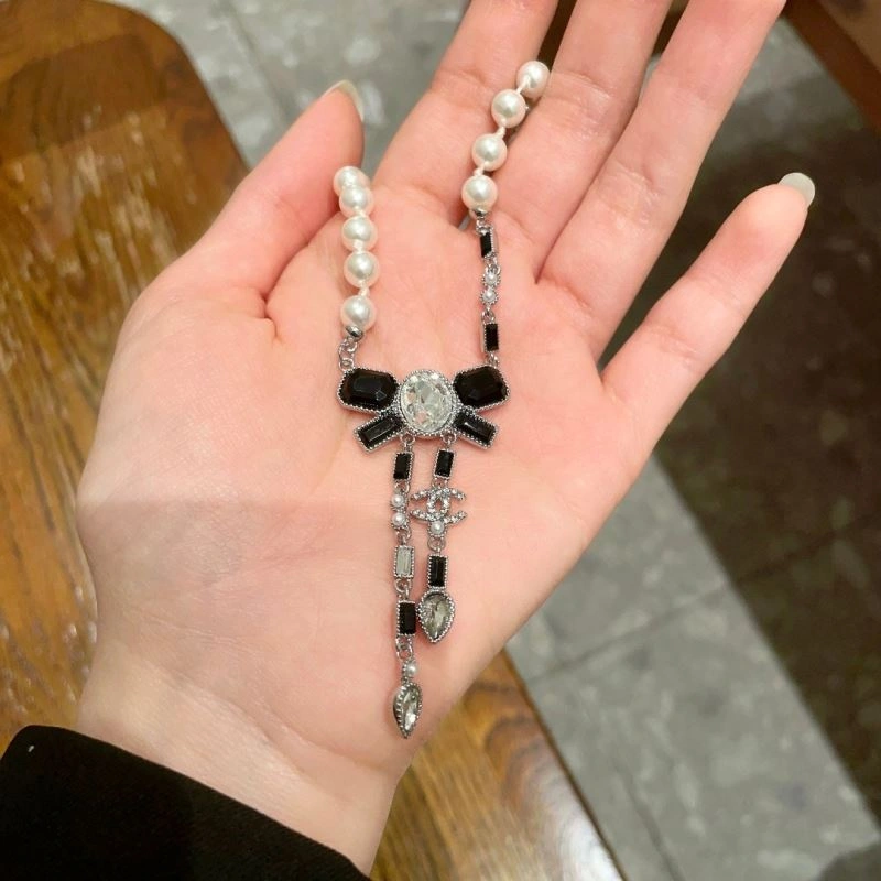Bargain Chanel Necklaces
