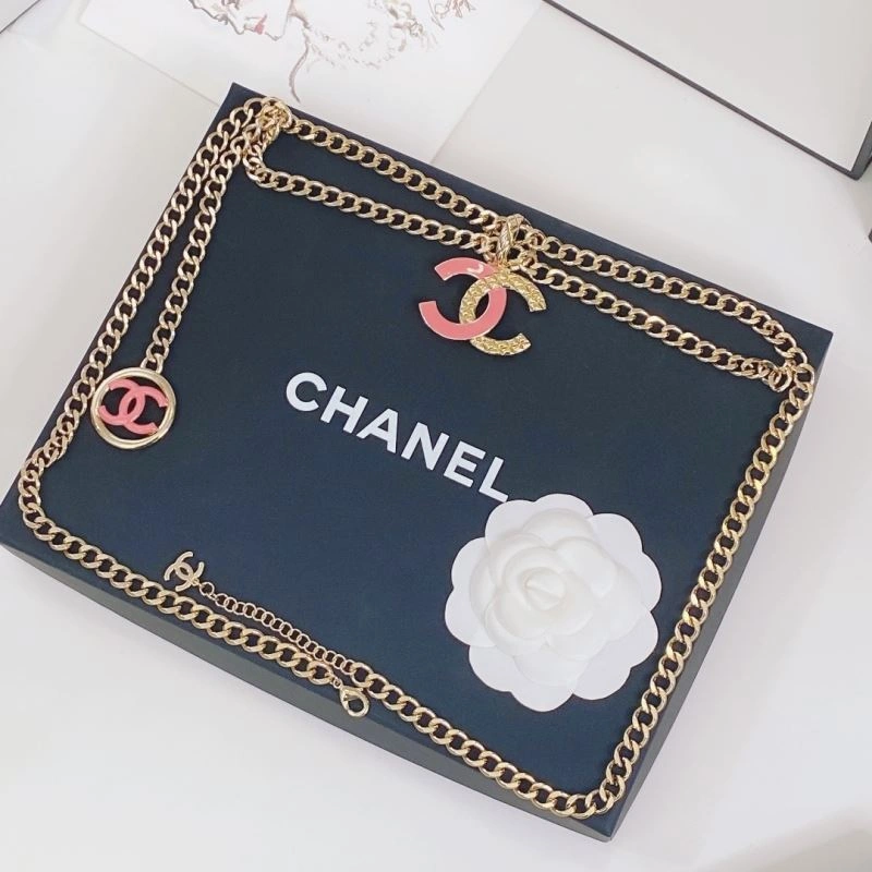 Bargain Chanel Necklaces
