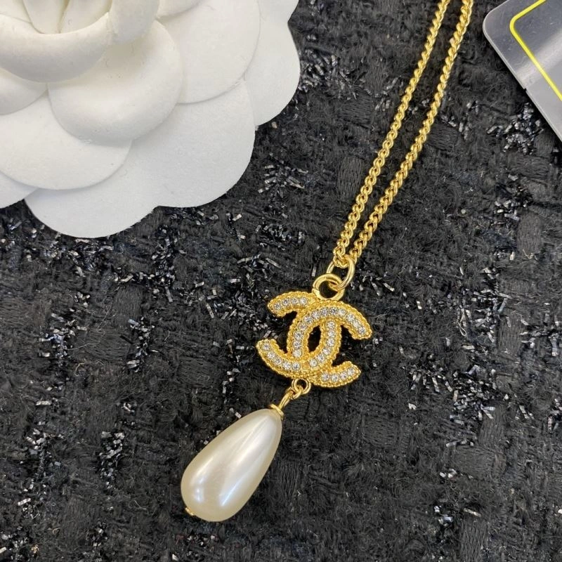 Value-priced Chanel Necklaces