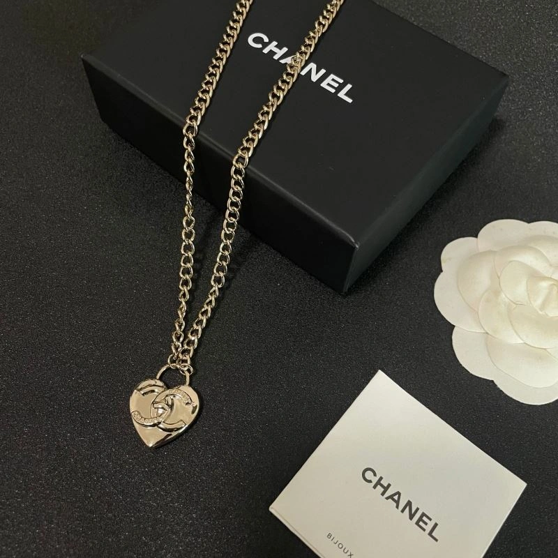 Discounted Chanel Necklaces