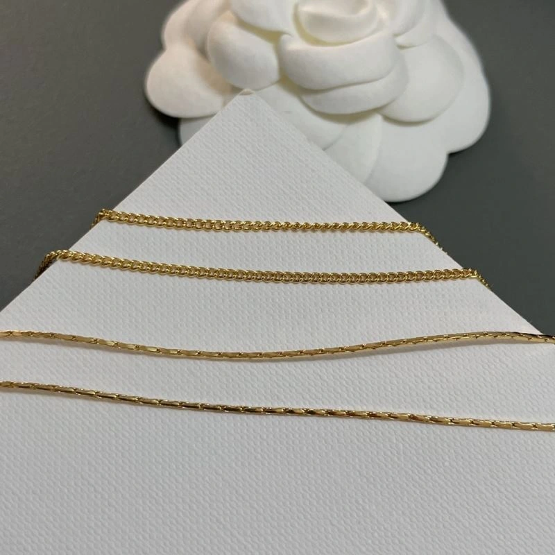 Top mirror Chanel Necklaces
