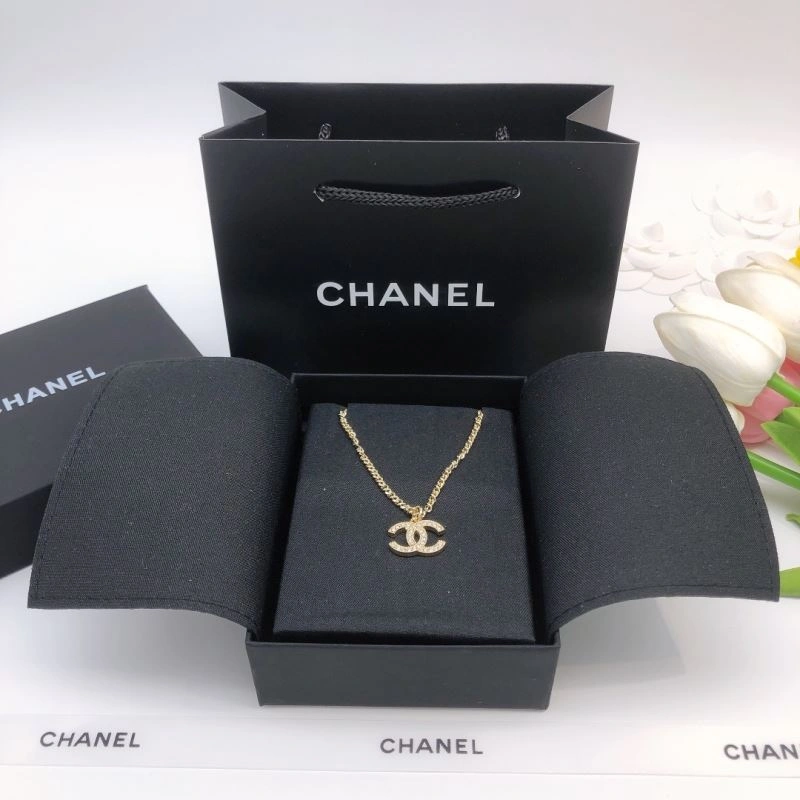 Original Chanel Necklaces