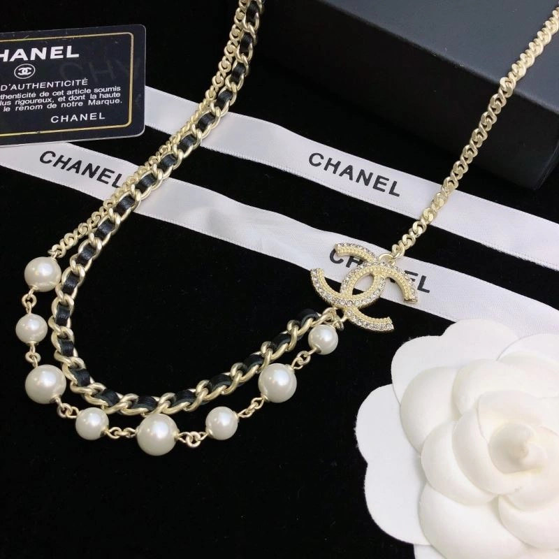 Brand-authenticated Chanel Necklaces