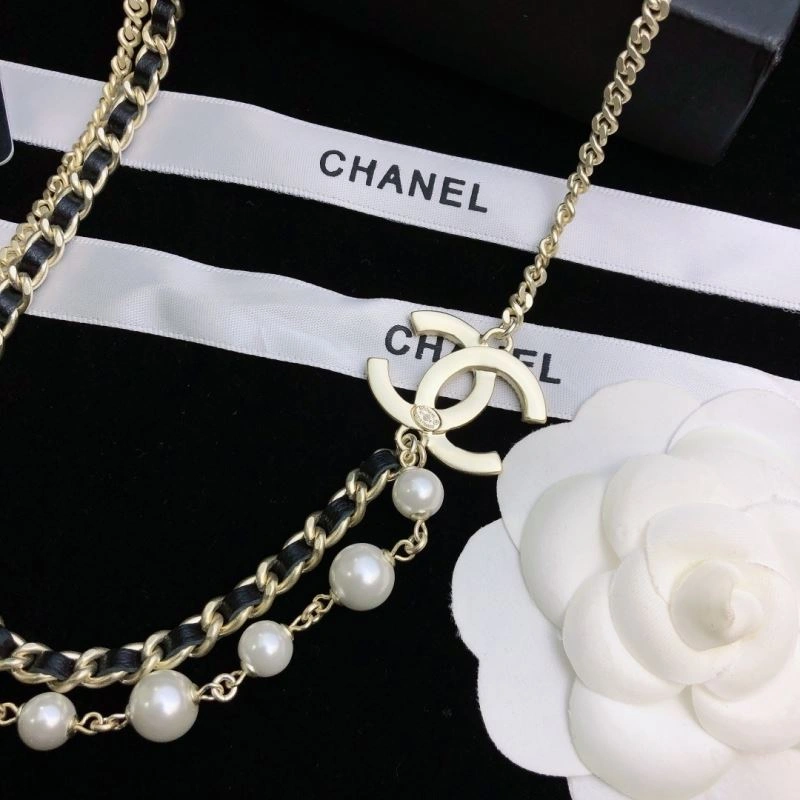 Brand-authenticated Chanel Necklaces