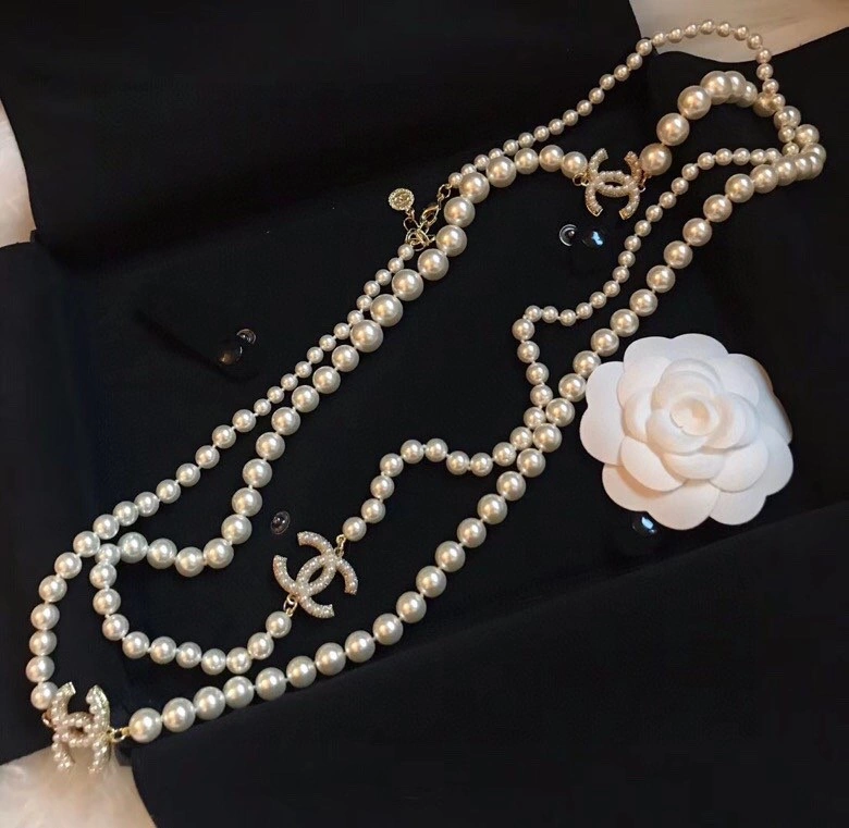 Brand-authenticated Chanel Necklaces