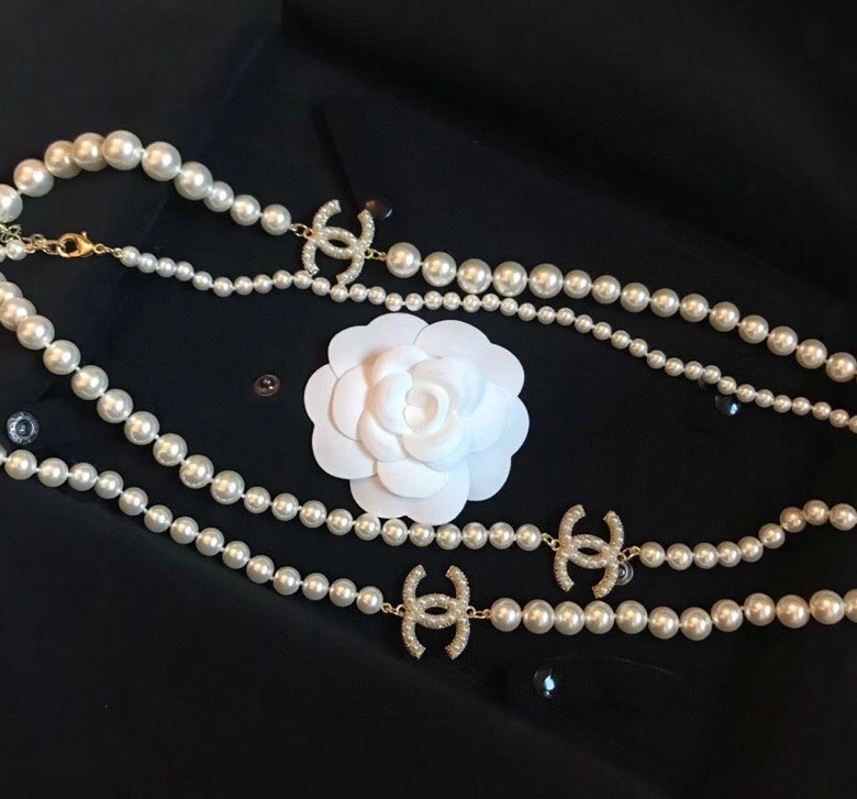 Brand-authenticated Chanel Necklaces