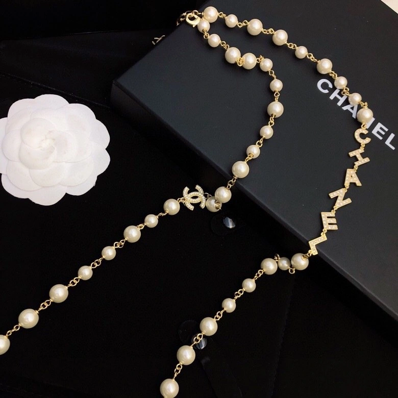 Top match Chanel Necklaces