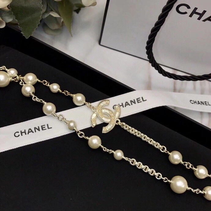 Top match Chanel Necklaces