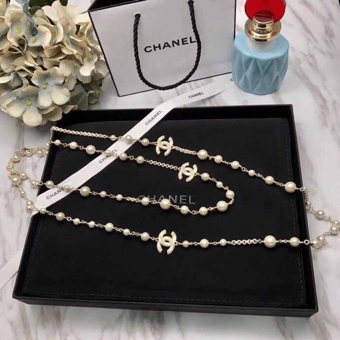 Top match Chanel Necklaces