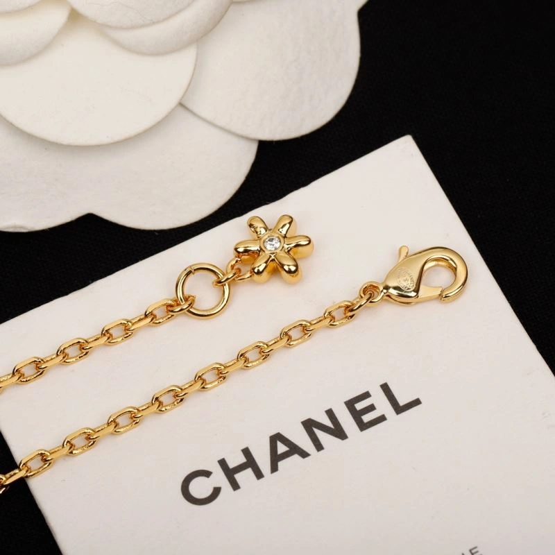 Cut-rate Chanel Necklaces