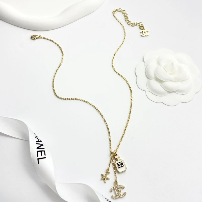 Brand-authenticated Chanel Necklaces