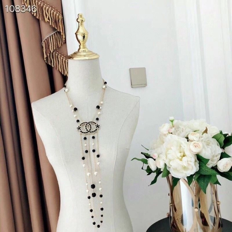 Top match Chanel Necklaces