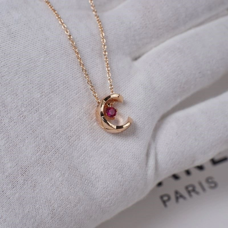 Top match Chanel Necklaces