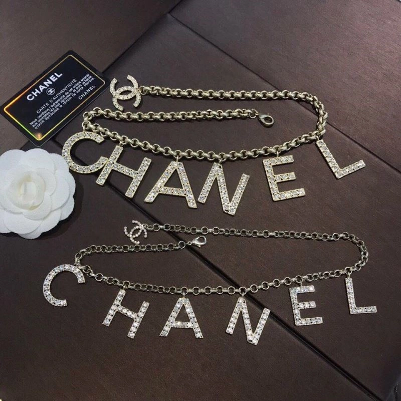Top mirror Chanel Necklaces